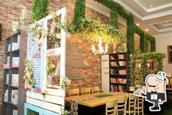 QUEEN CAFE (Coffe & Dimsum), Ho Chi Minh City - Restaurant menu, prices ...