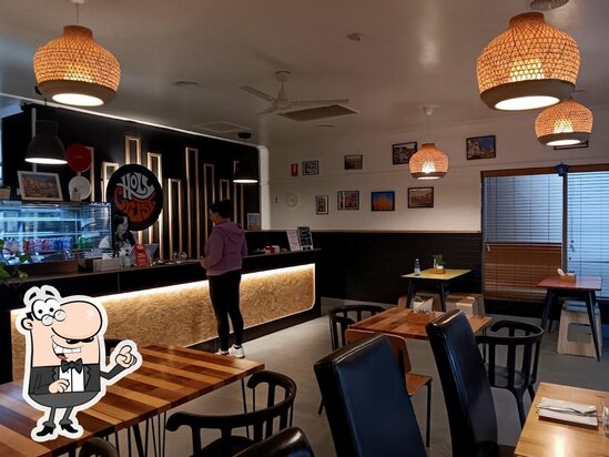 Holy Crust Pizza, Surf Beach - Restaurant menu, prices and reviews