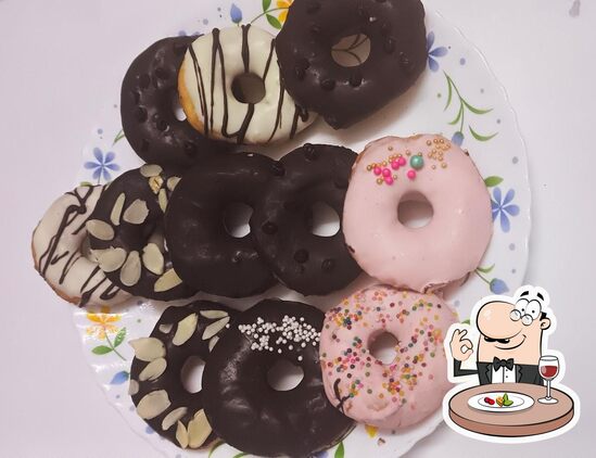 Mom' Made Cakes ( Home Bakery), Noida - Restaurant menu, prices and reviews