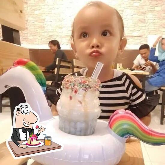 PONPON - Ice Cream & Grill cafe, Paciran - Restaurant reviews