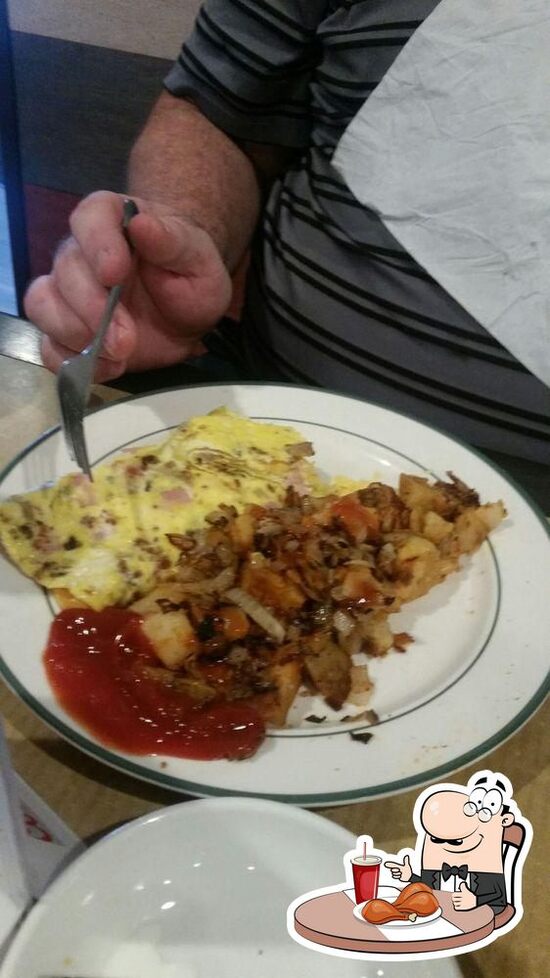The Howling Rooster Restaurant & Bar, 529 Englewood Ave in Buffalo ...