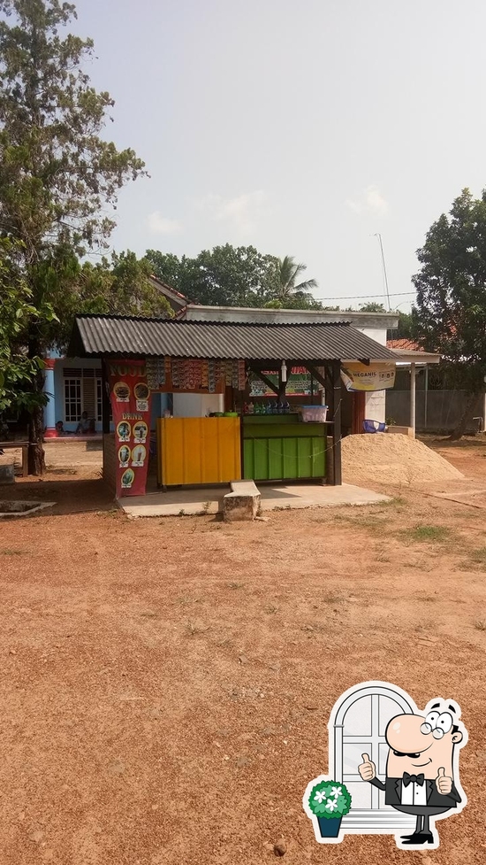 Menu at Shinta Burger cafe, Tulus Rejo
