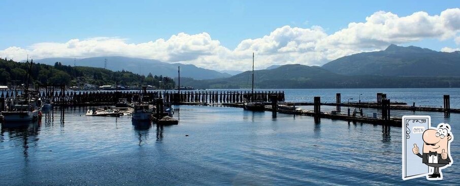 Gordie's Restaurant & Lounge in Alert Bay - Restaurant menu and reviews