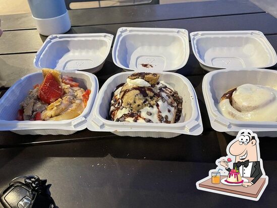Menu at Cinnaholic desserts, Scottsdale