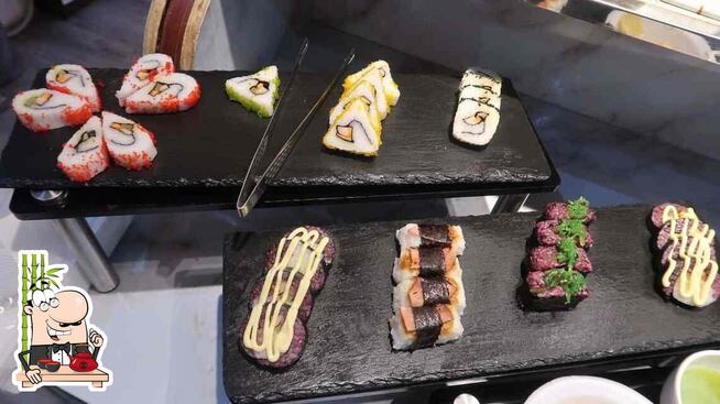 Red Castle Chinese Restaurant, Abu Dhabi, F9J7+CHG - Restaurant menu ...