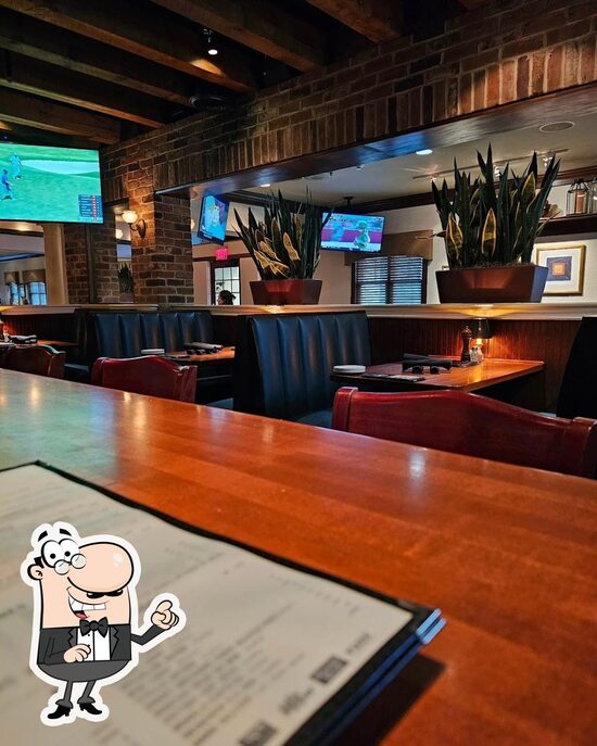 Austin's Restaurant & Bar, West Lawn - Restaurant menu, prices and reviews