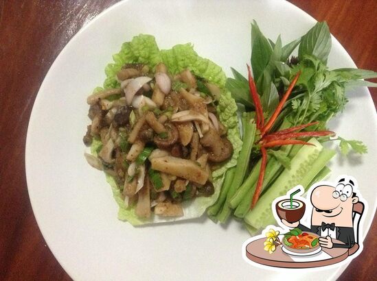 Menu at กิ๋นลำ มังสวิรัติ Kin-Lum Vegetarian restaurant, Chiang Mai