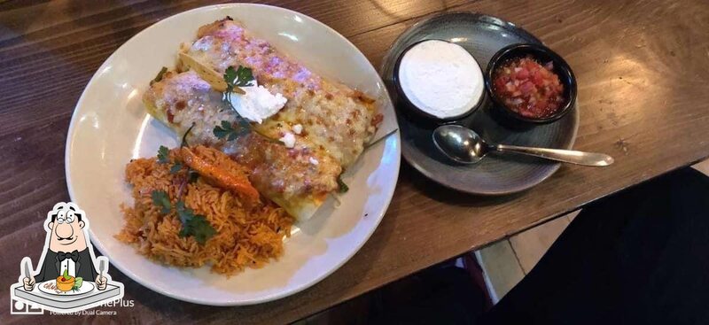Wing-Ding Pub and Cafe, Noida - Restaurant menu and reviews
