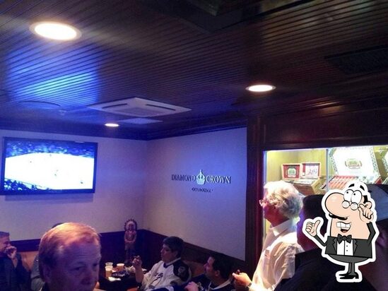 Diamond Crown Cigar Lounge in Tampa