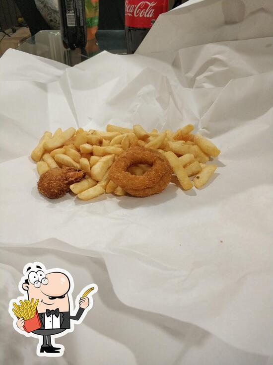 Menu at Lakers Fish and Chips fast food, Thornlie, Next to WW/Aldi Entrance