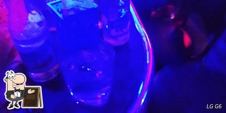 Q Bar, Angeles - Restaurant menu, prices and reviews