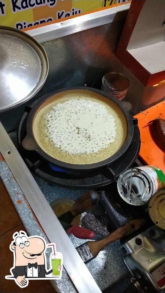 Menu at Martabak & Roti Bakar cafe, Mertoyudan, G74C+JX5