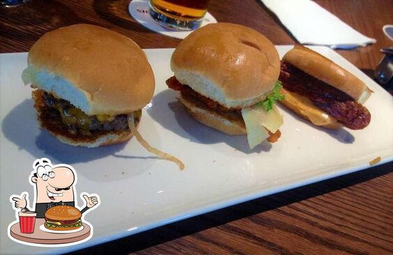 Delux Burger Bar, 150 Bellerose Dr #101 in St. Albert - Restaurant reviews