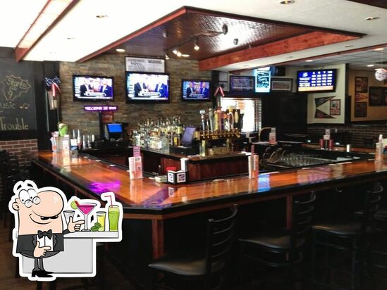Menu at Benchwarmer's Tavern and Grill pub & bar, Mount Sinai