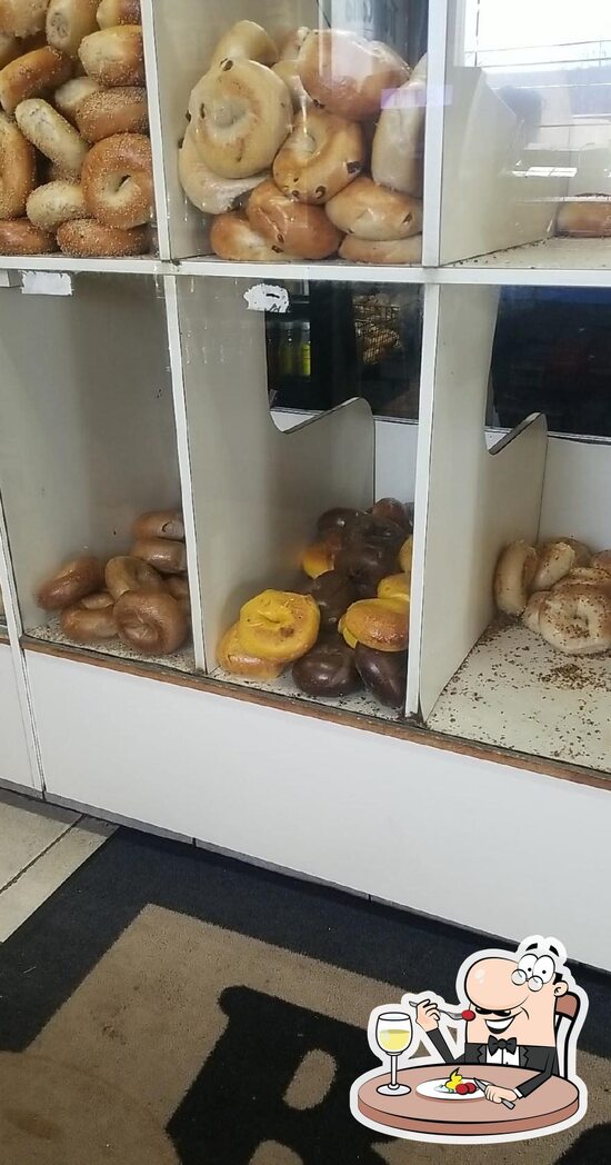 Bagel Train, 150 Orange Ave in Suffern - Restaurant menu and reviews