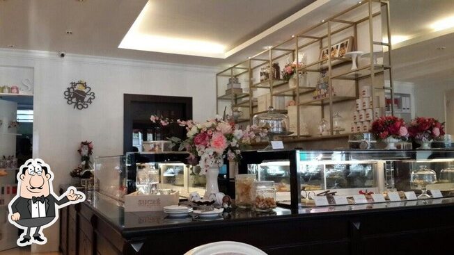 Sucré Pâtissier and Chocolatier - Asia Afrika, Bandung - Menú del ...