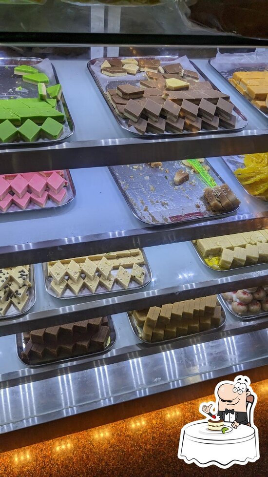 Calicut halwa and bakery, Kochi - Restaurant menu, prices and reviews