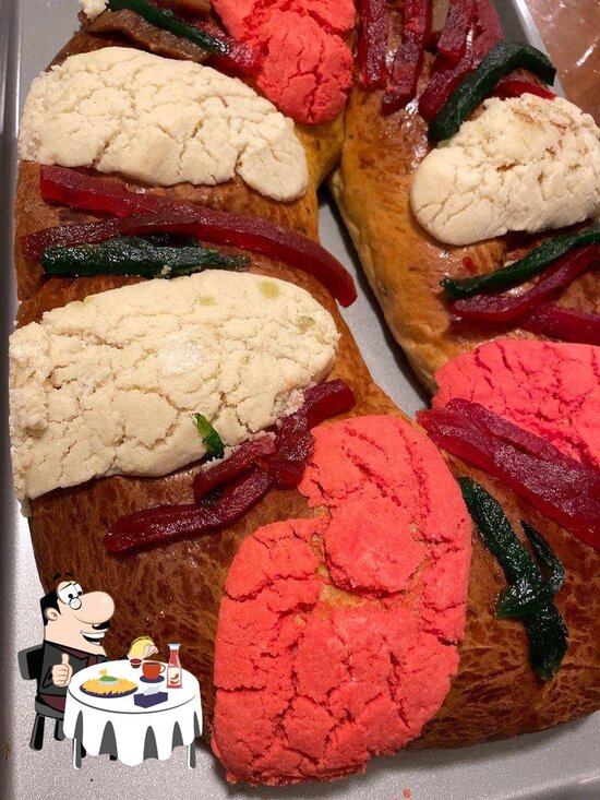 Ponce's Bakery, 7368 Stewart and Gray Rd in Downey - Restaurant reviews