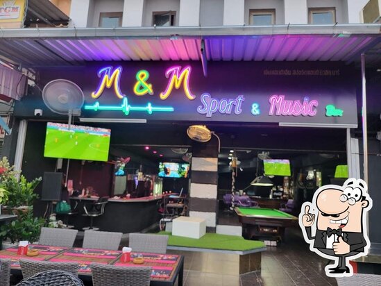 Menu at M &M Sports and Music Bar, Takhian Tia