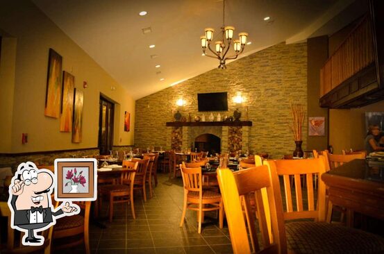 Menu at Vinhus Restaurant and Lounge, Roselle Park