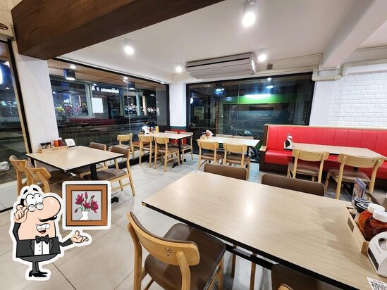 Normal Steak พร้อมดินแดง, Bangkok - Restaurant menu, prices and reviews