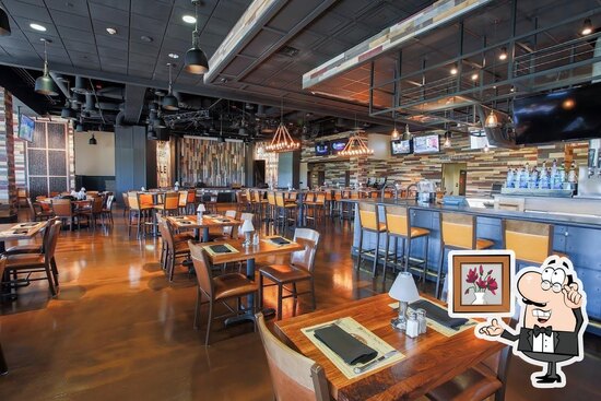 Churchill's Bourbon & Brew in Erie - Restaurant menu and reviews