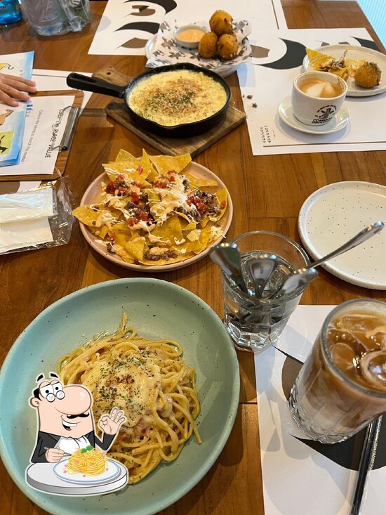 Menu at Common Grounds - Graha Famili restaurant, Surabaya