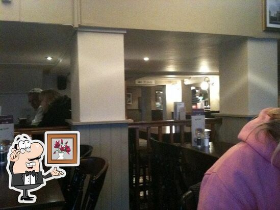 Bear & Ragged Staff in Kenilworth - Restaurant menu and reviews