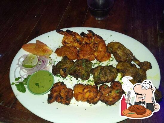 SinQ Nightclub, Reis Magos - Restaurant reviews