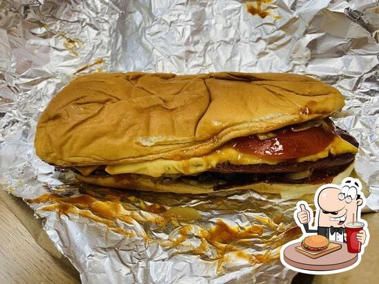 Five Guys restaurant, Dubai, Dubai Festival City Mall Main Atrium ...