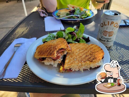 Zola's Cafe in Auburn - Restaurant menu and reviews