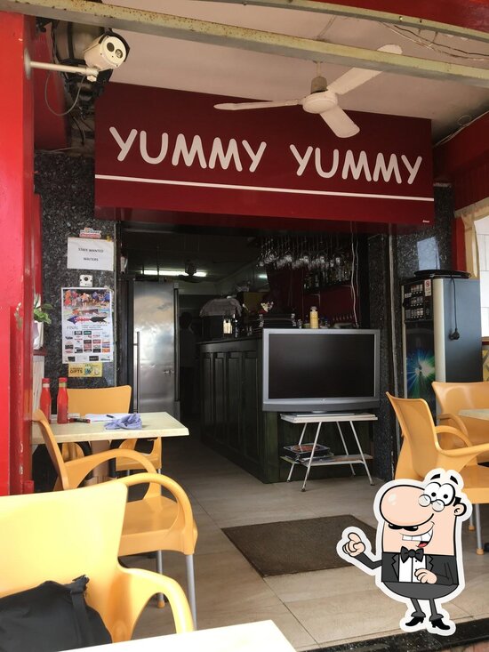 Yummy Yummy restaurant, Żebbuġ, Triq IL Menqa marsalforn Iż-Żebbuġ ...