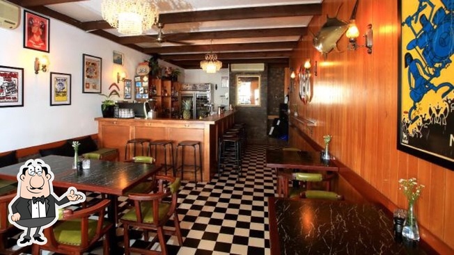 Apres Surf, Burleigh Heads - Restaurant menu, prices and reviews