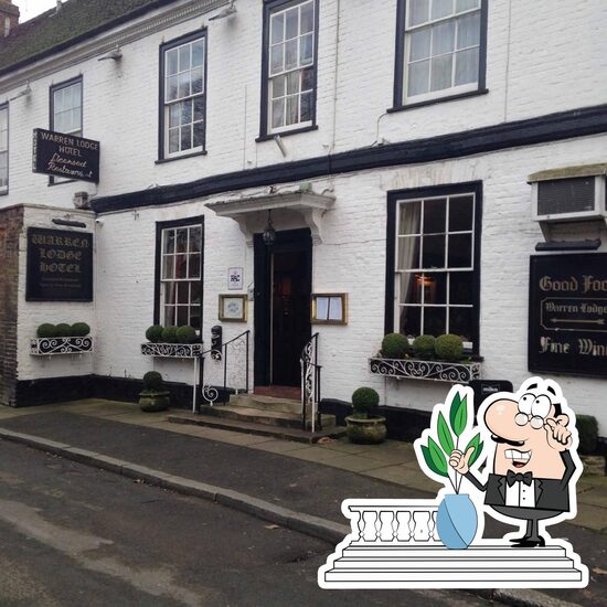 Menu at Warren Lodge Hotel pub & bar, Shepperton