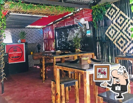 Wacky’s Burger restaurant, San Antonio