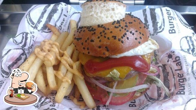 Menu at Burger Lab restaurant, Mexico City, Boulevard de la Luz