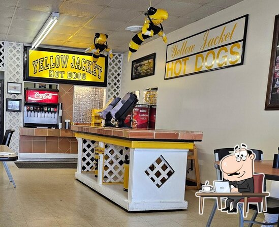 Yellow Jacket Hot Dogs, Ellenwood - Restaurant menu, prices and reviews