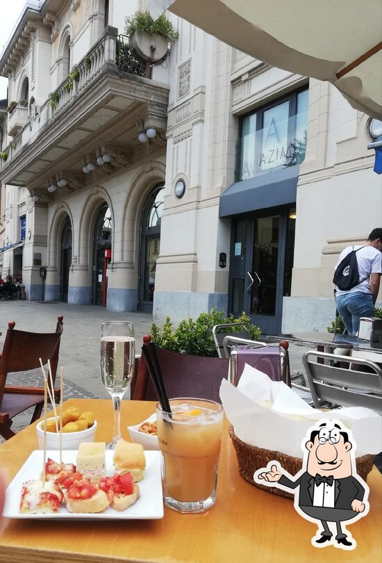Caffè Zucchi pub & Bar, Monza, Piazza S. Paolo - Restaurantbewertungen