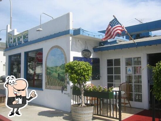 Le Petite Cafe, Hermosa Beach - Restaurant menu, prices and reviews