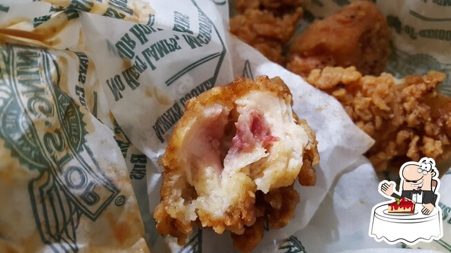 Wingstop, 2405 W University Dr D in Edinburg - Restaurant menu and reviews