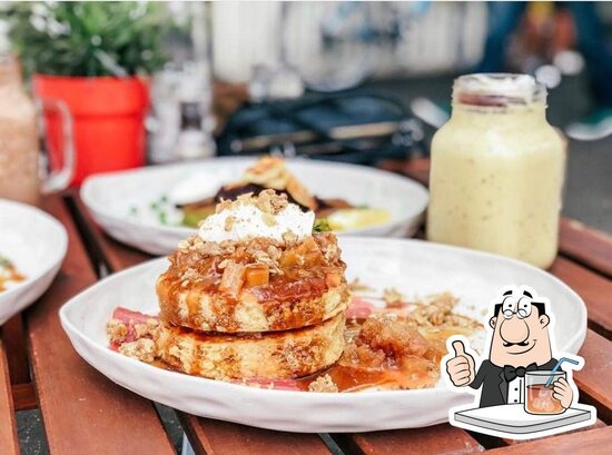 Snow White Bakery, U 4 9 Yarra St in South Yarra - Restaurant menu and ...
