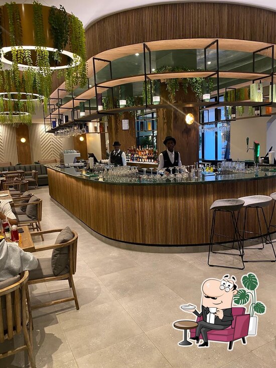 White Campus Square, Johannesburg - Restaurant menu, prices and reviews