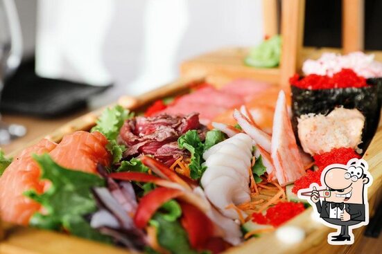 Fisshu, 537 Saint-Catherine St W in Montreal - Restaurant menu and reviews