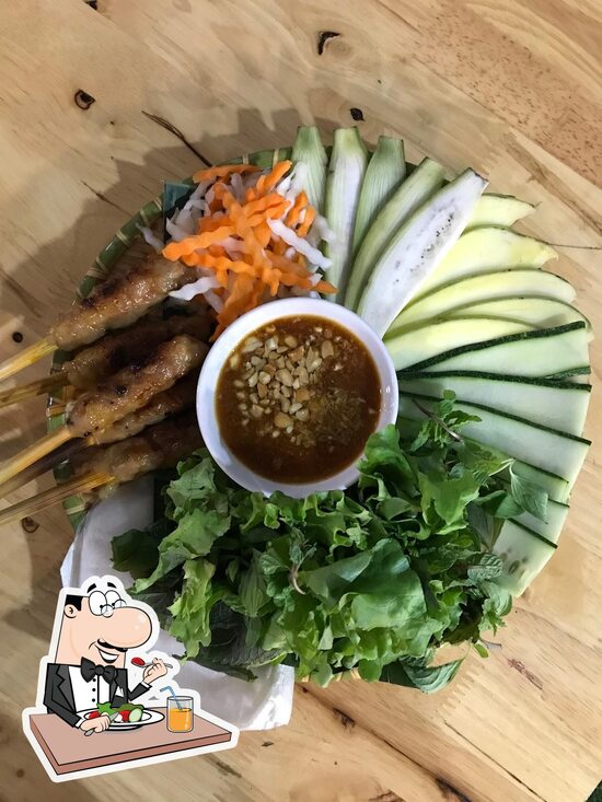 Quán Bé Út - Nem Lụi & Bún Thịt Nướng restaurant, Da Nang - Restaurant ...