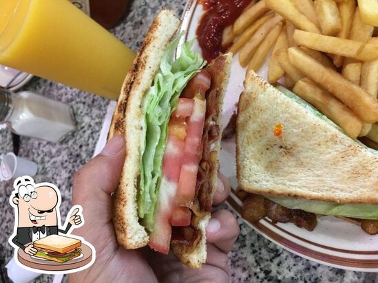 Gold Roc Diner in Hartford - Restaurant menu and reviews