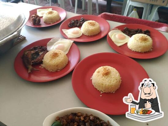 Menu at Kwatogs restaurant, Pasig