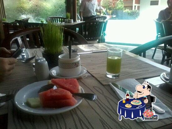 Menu at Baron Bar & Cafe, Caturtunggal