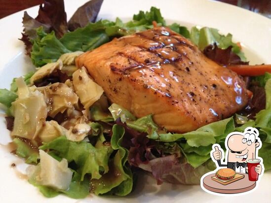 Ria's Restaurant & Lounge in Jefferson City - Restaurant menu and reviews
