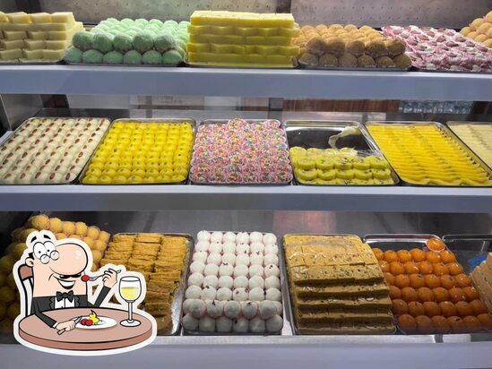Halwai Sweets & Namkeen, Daudnagar - Restaurant reviews