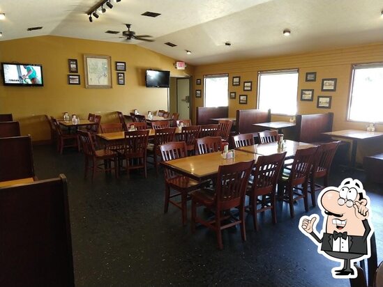Dixie Cafe, Hearne - Restaurant menu, prices and reviews